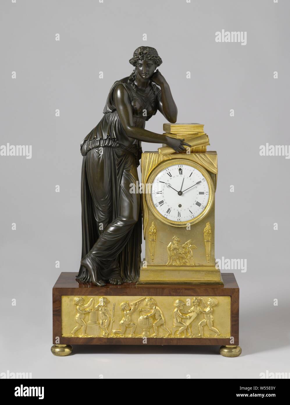 Clock pendulum hi-res stock photography and images - Alamy