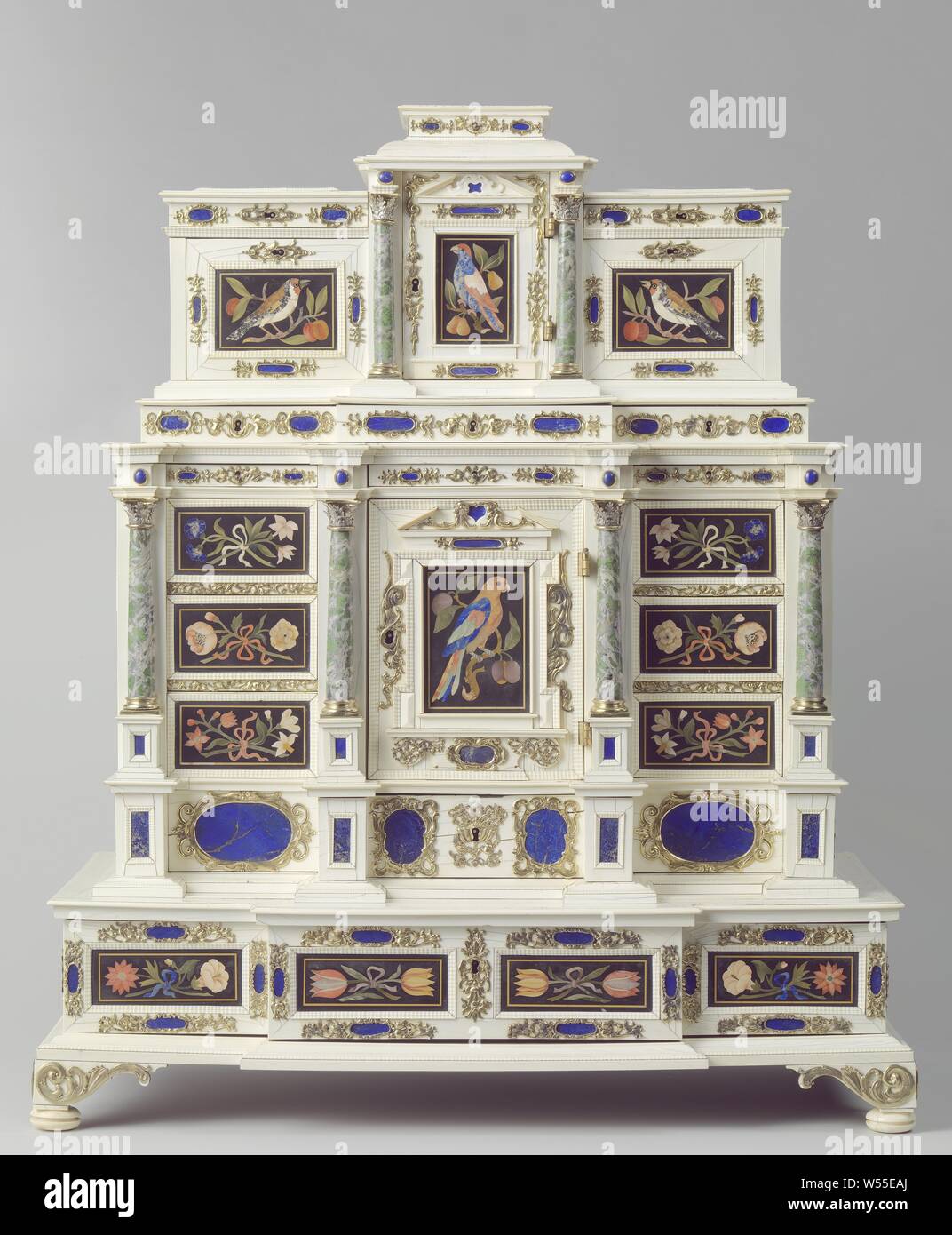 Pietre expensive plaques hi-res stock photography and images - Alamy