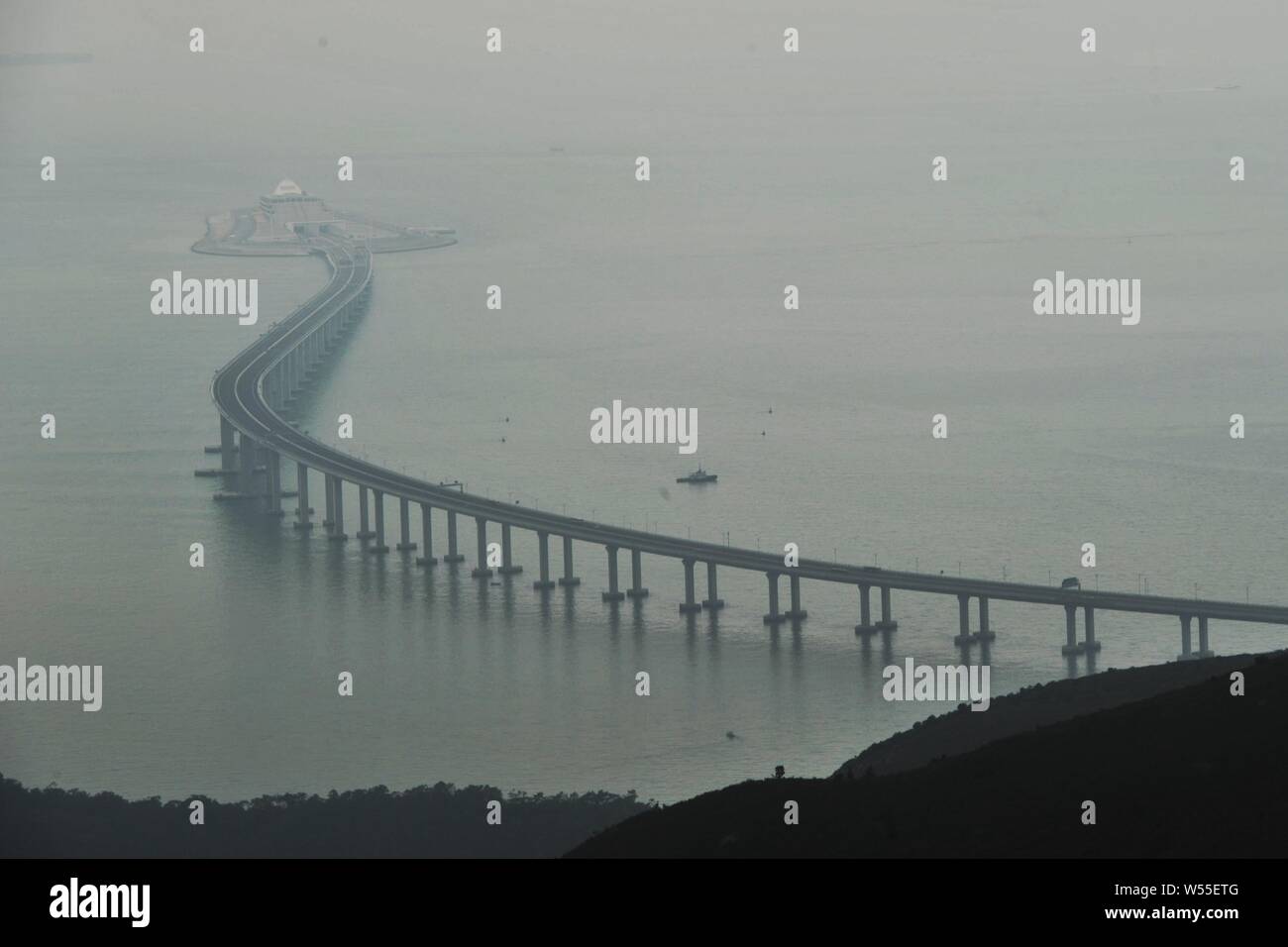 --FILE--An aerial view of the world's longest cross-sea bridge, the ...
