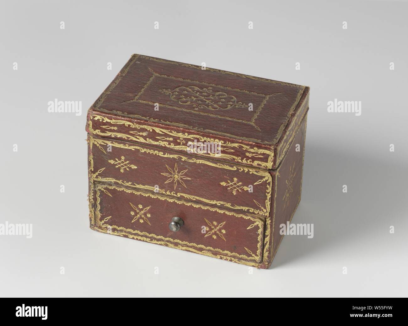 Box belonging to prayer nut, An 18th-century box covered with red ...