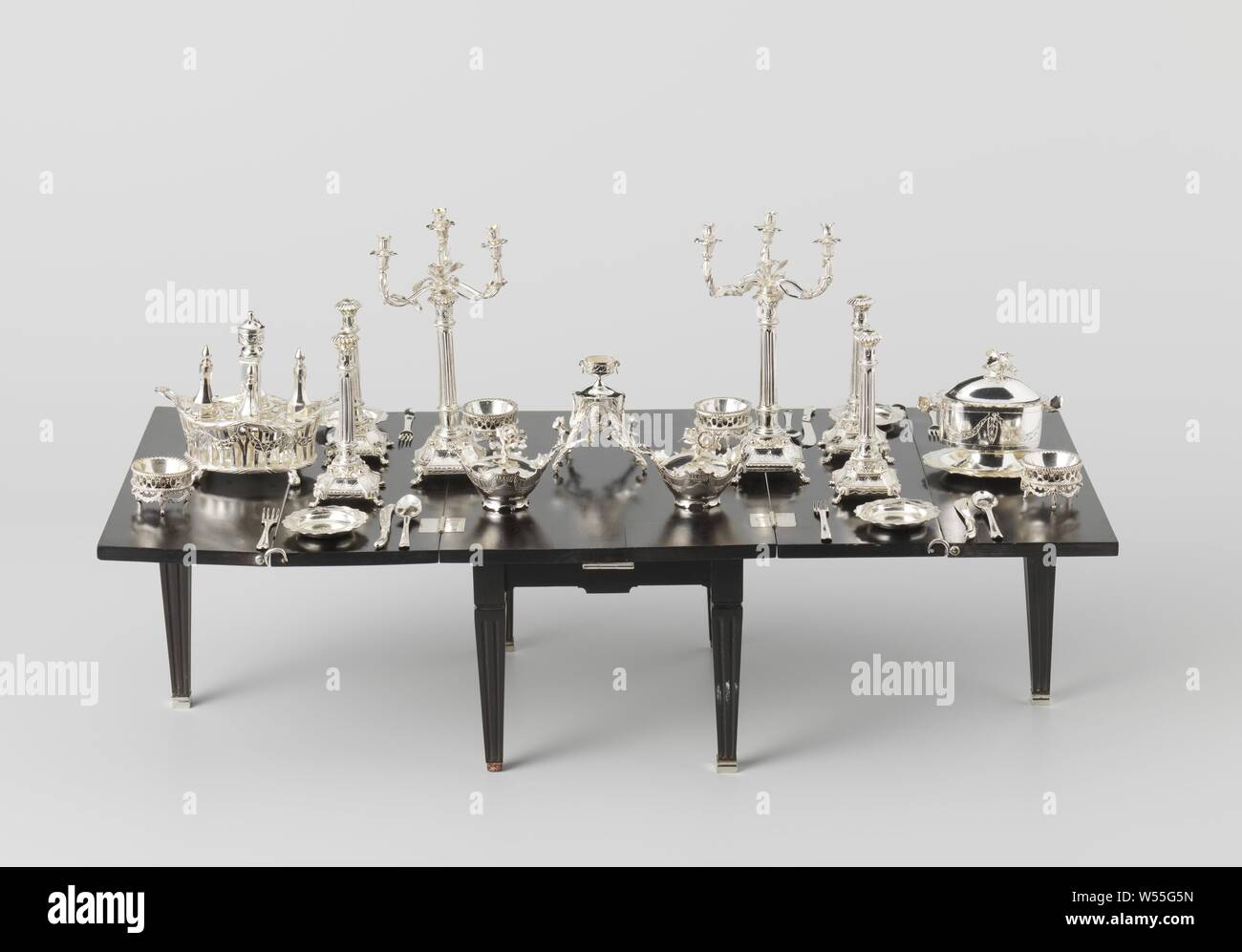 Silver Service Table High Resolution Stock Photography and Images - Alamy
