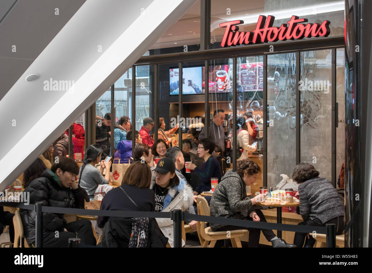 Tim hortons china hi-res stock photography and images - Alamy
