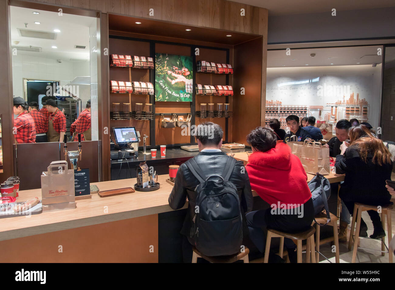 Customers tim hortons hi-res stock photography and images - Alamy