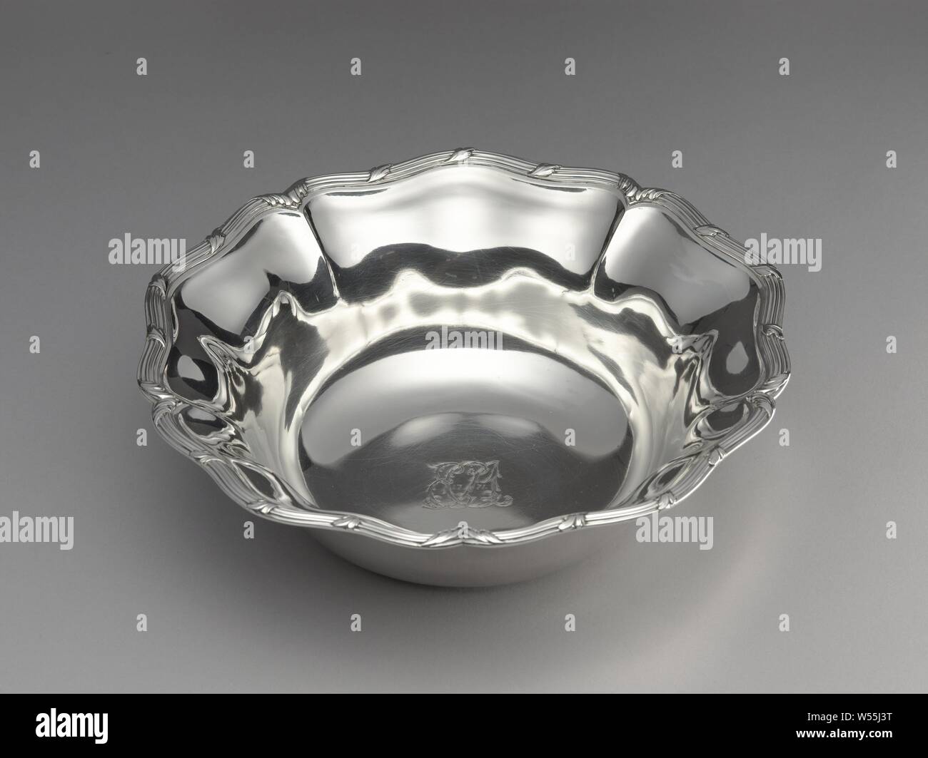 Black and white baptismal basin hi-res stock photography and images - Alamy