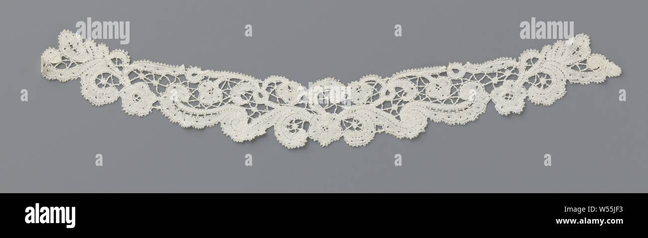 Symmetrical volutes pattern hi-res stock photography and images - Alamy