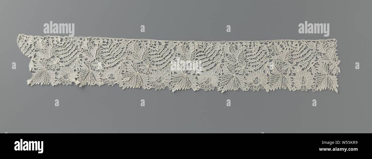 Needle strip with incised leaves, Current pattern of incised leaves ...