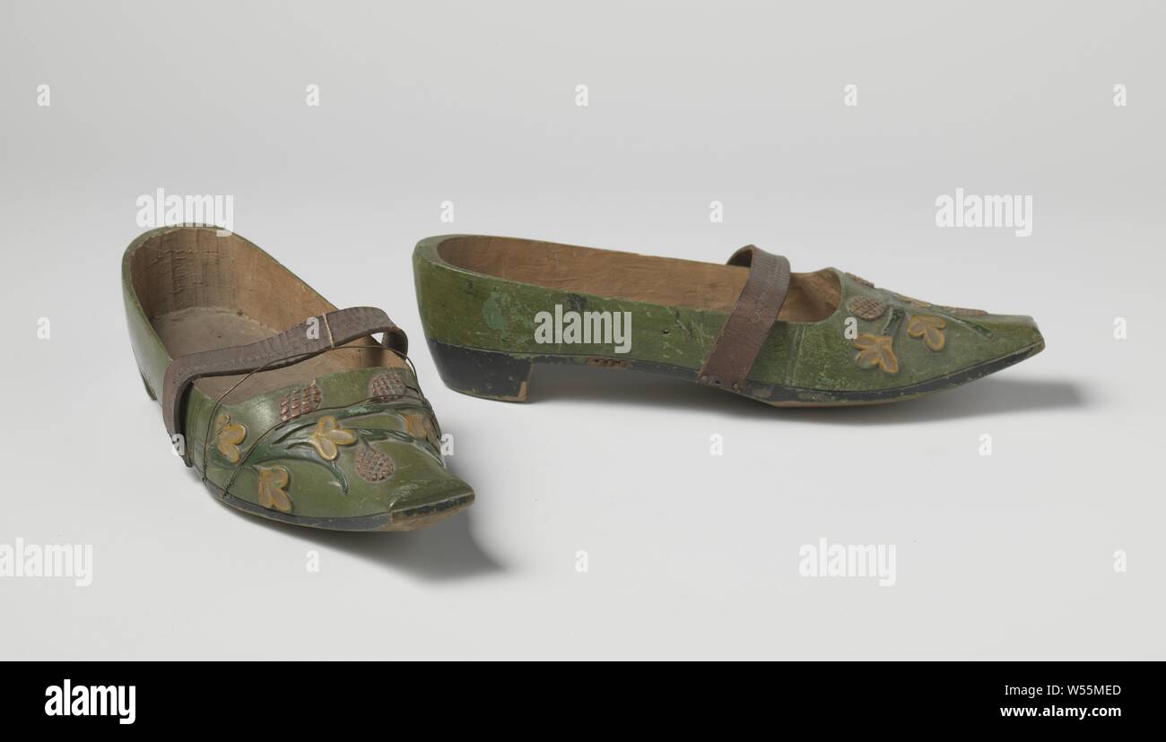 Covering moss green paint painted hi-res stock photography and images ...