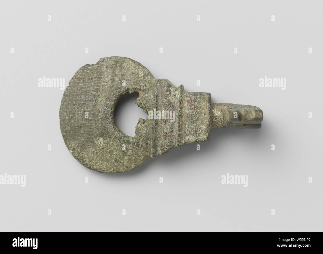 Flattened kidney shaped handle hi-res stock photography and images - Alamy