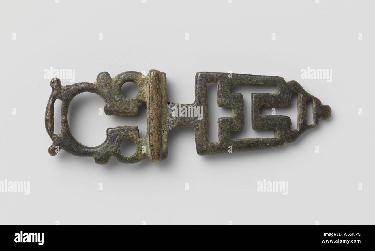 39 keys, Slider, Slider with handle consisting of a bracket under which ...