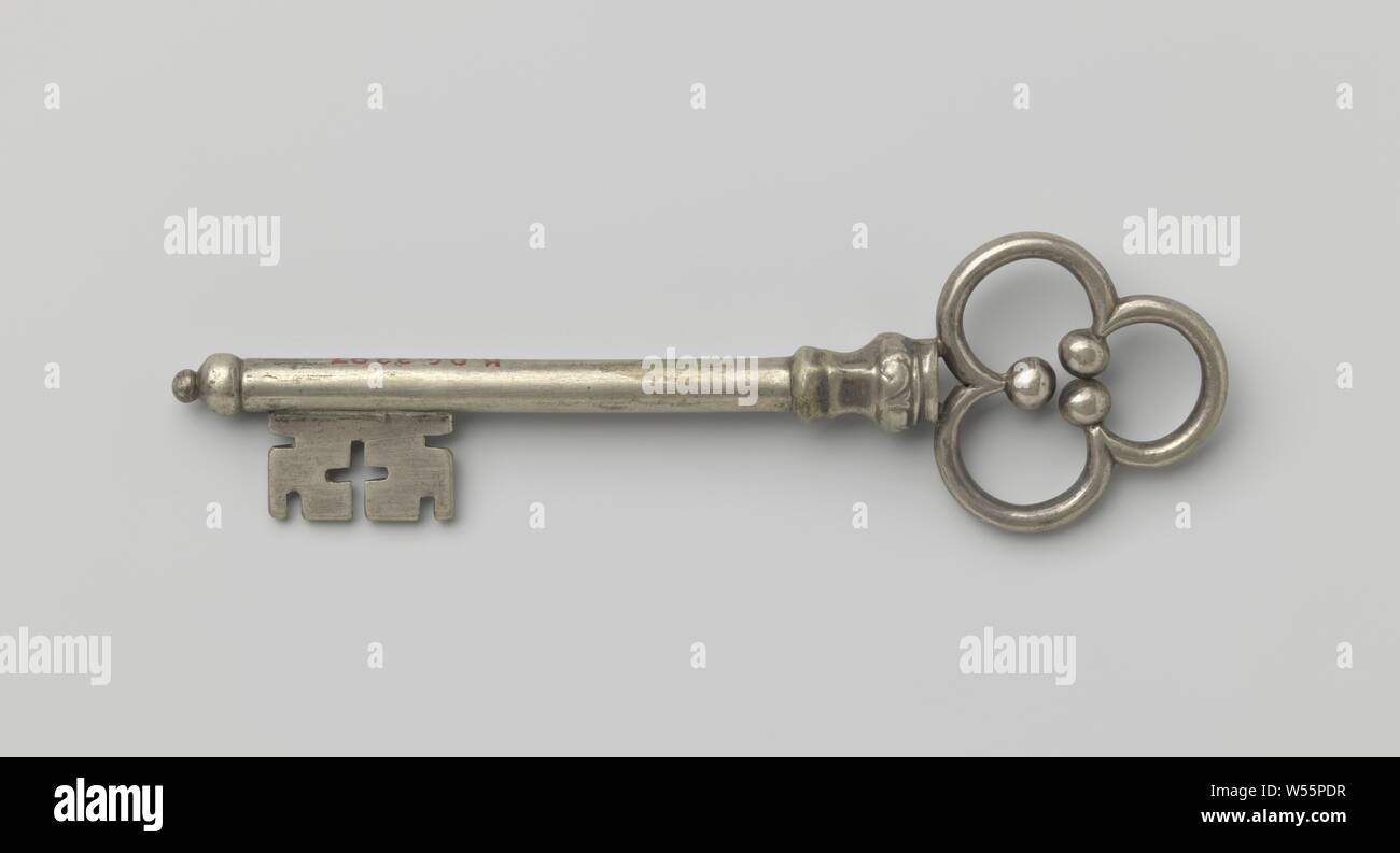 Hexagonal shaft hi-res stock photography and images - Alamy