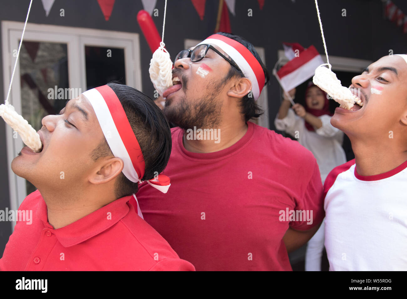indonesia crackers eating competition Stock Photo - Alamy indonesia crackers eating competition Stock Photo - Alamy