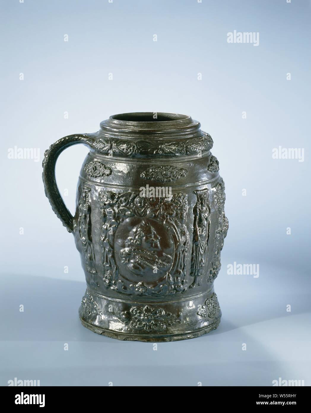 Tankard with portraits, scrolls and foliate ornaments, Beer mug made of ...