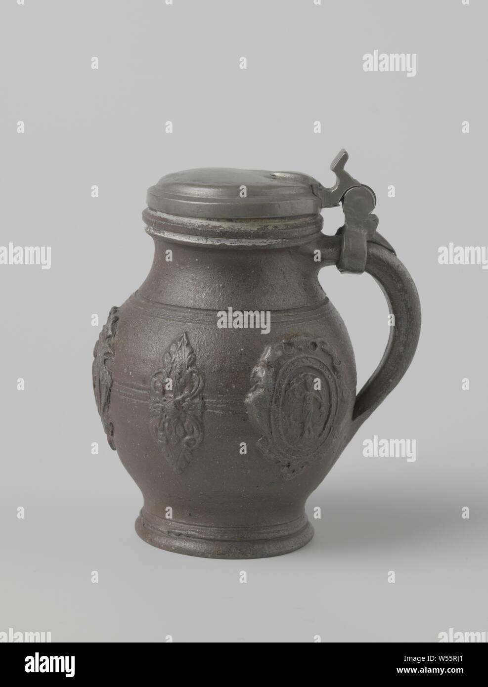 16 feet wide hi-res stock photography and images - Alamy