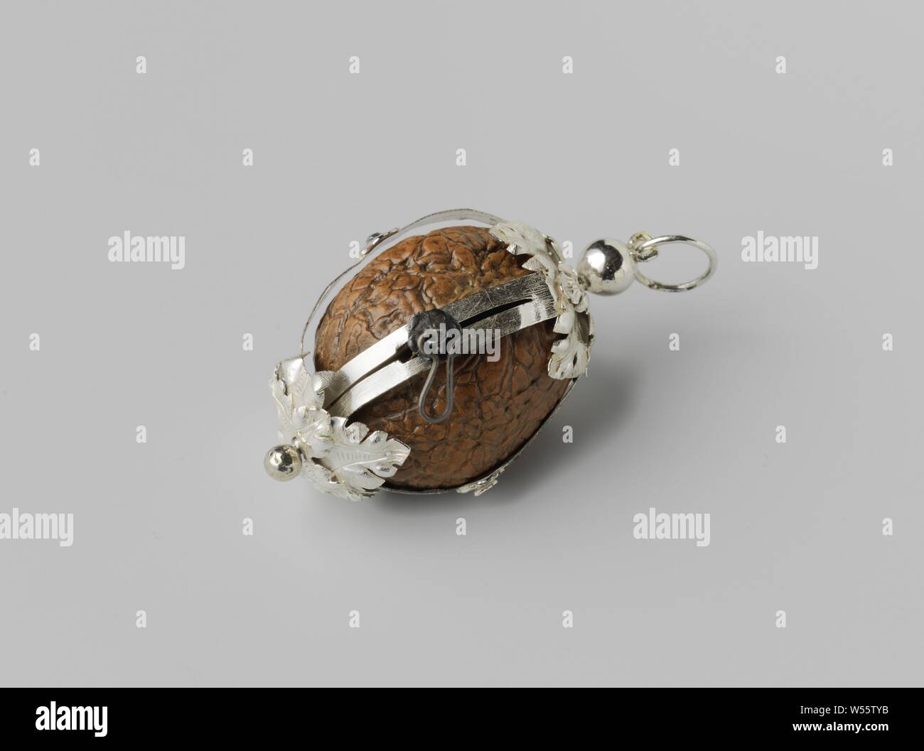 Prayer nut set hi-res stock photography and images - Alamy