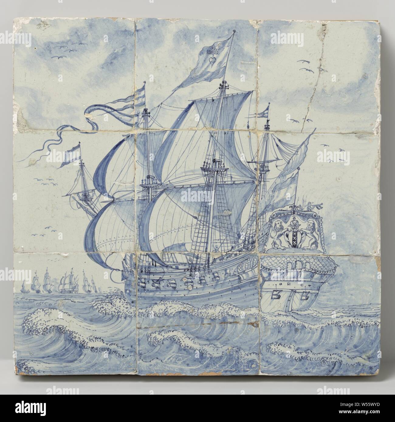 Ship coat of arms hi-res stock photography and images - Alamy