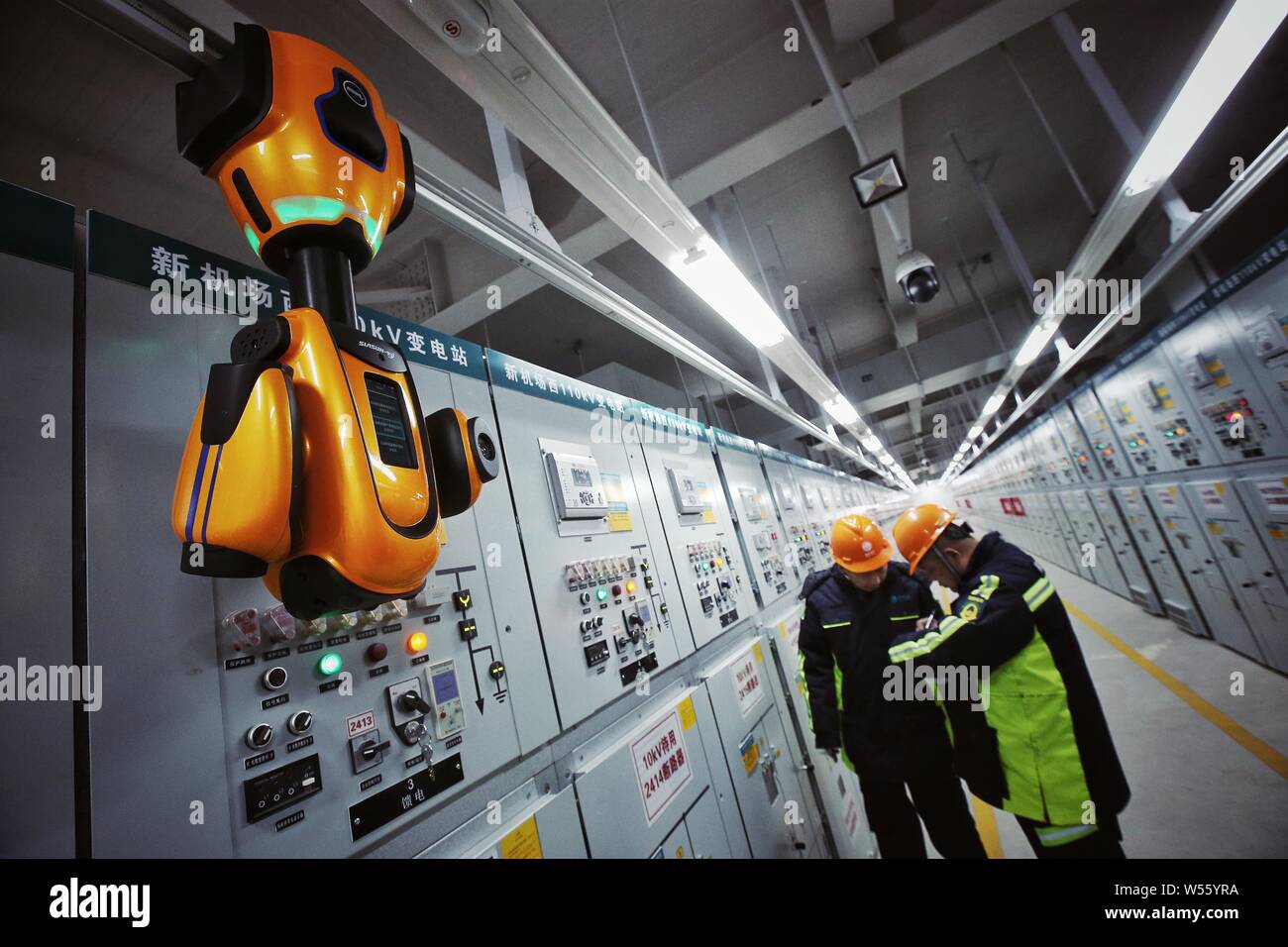 New electricity substation hi-res stock photography and images - Alamy