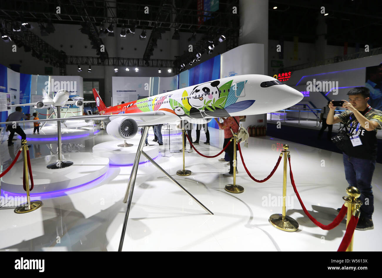 Panda livery hi-res stock photography and images - Alamy