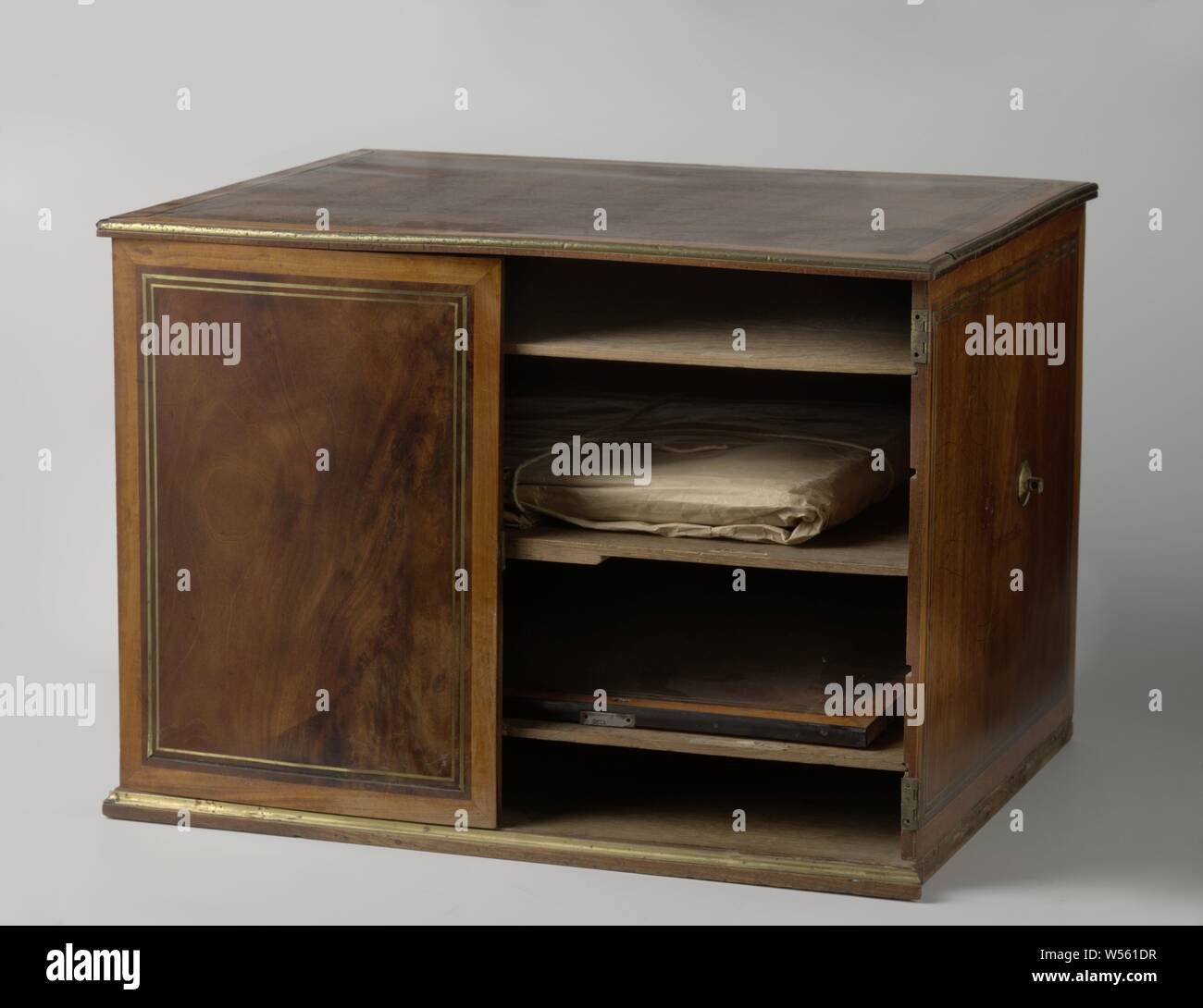 Copper piping hi-res stock photography and images - Alamy