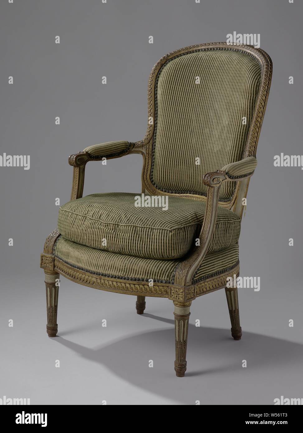 Rear facing square armrest struts hi-res stock photography and images ...