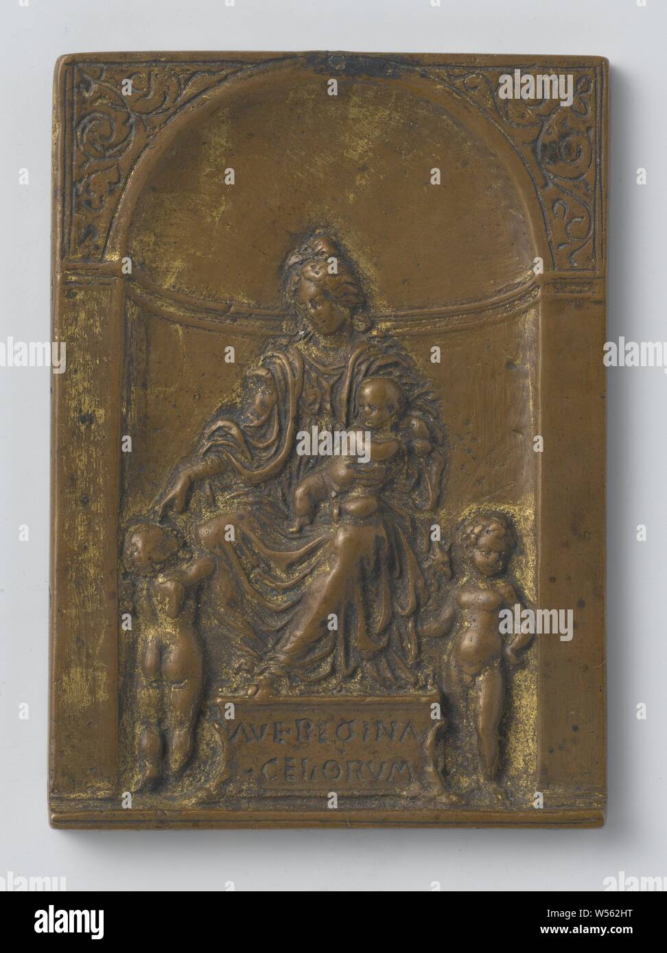 Maria with child, sitting on a throne, Moderno, c. 1500 - c. 1600 ...