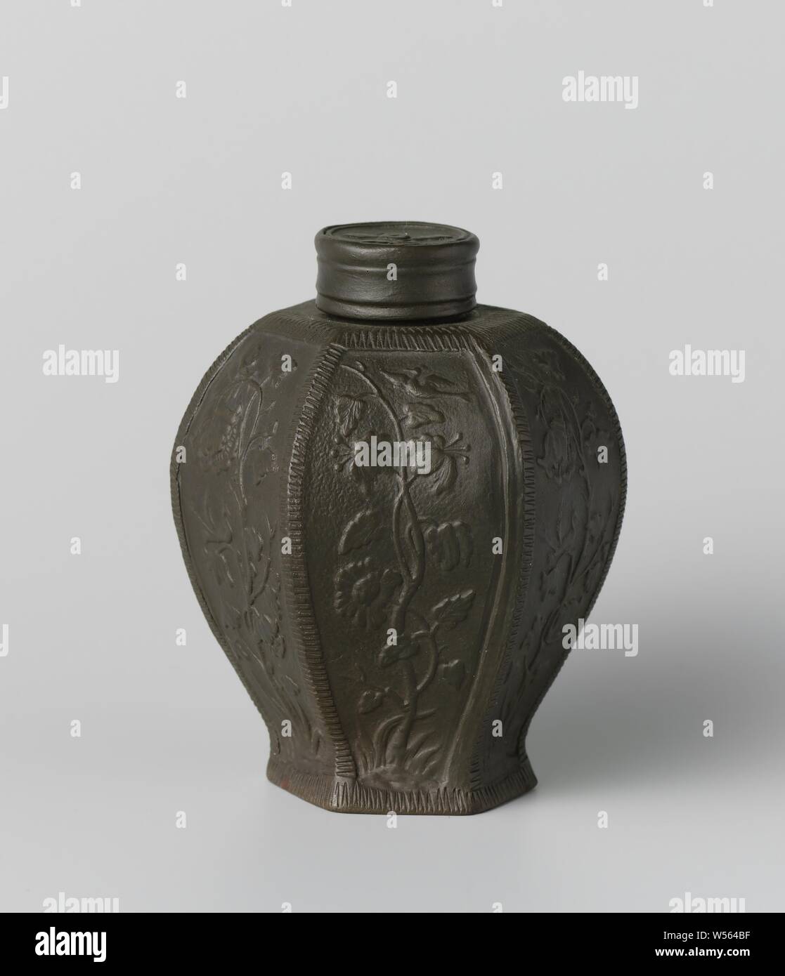 Tea caddy Tea caddy Tea caddy, hexagonal, decorated with embossed ...