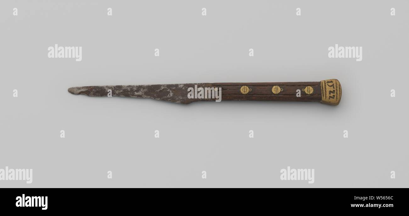 Copper plates on iron frame hi-res stock photography and images - Alamy