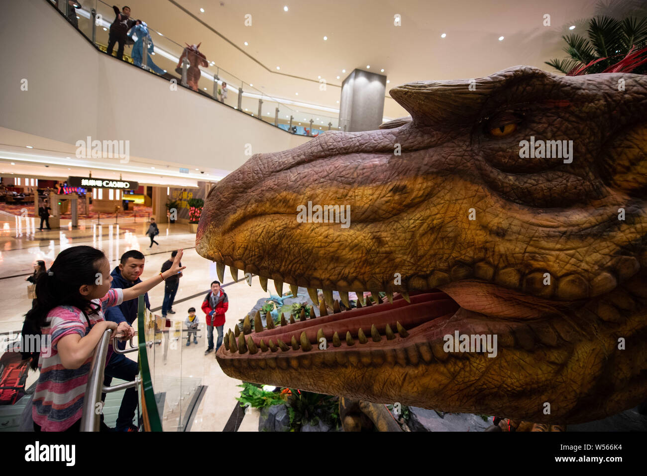 Dinosaur simulation hi-res stock photography and images - Alamy