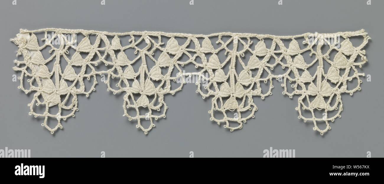 Strip with hanging triangles forming scallops, Strip of natural-colored ...
