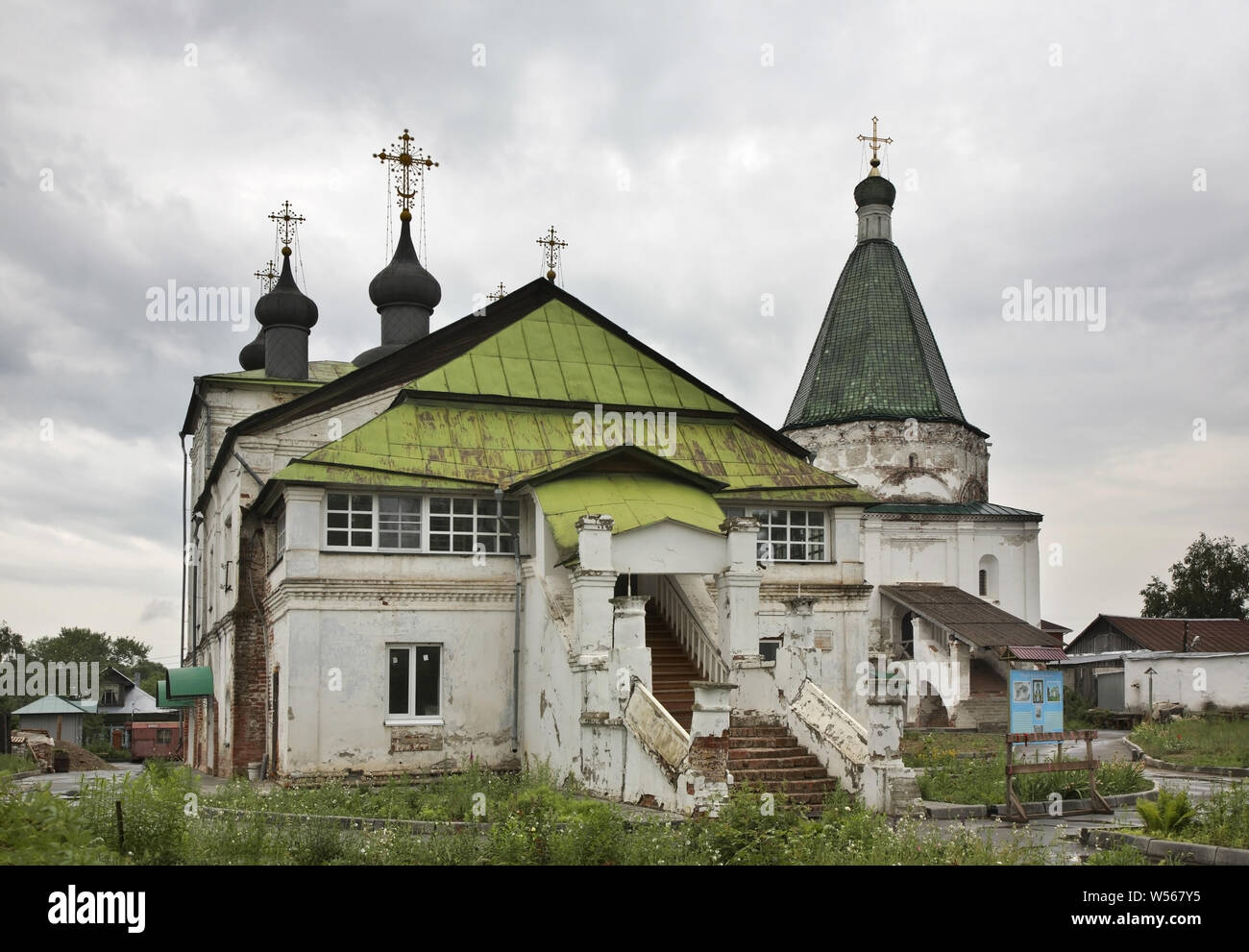 Pokrovsky Monastery in Balakhna. Russia Stock Photo - Alamy