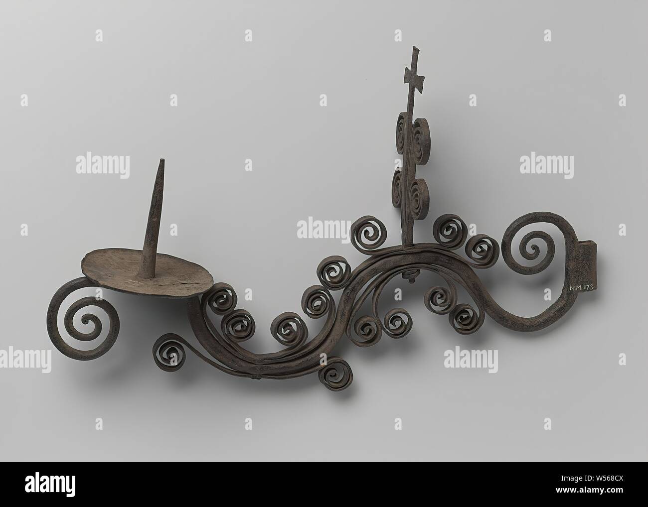 Iron forged wall arm, c. 1400 - c. 1950, iron (metal), forging, l 62.0 ...