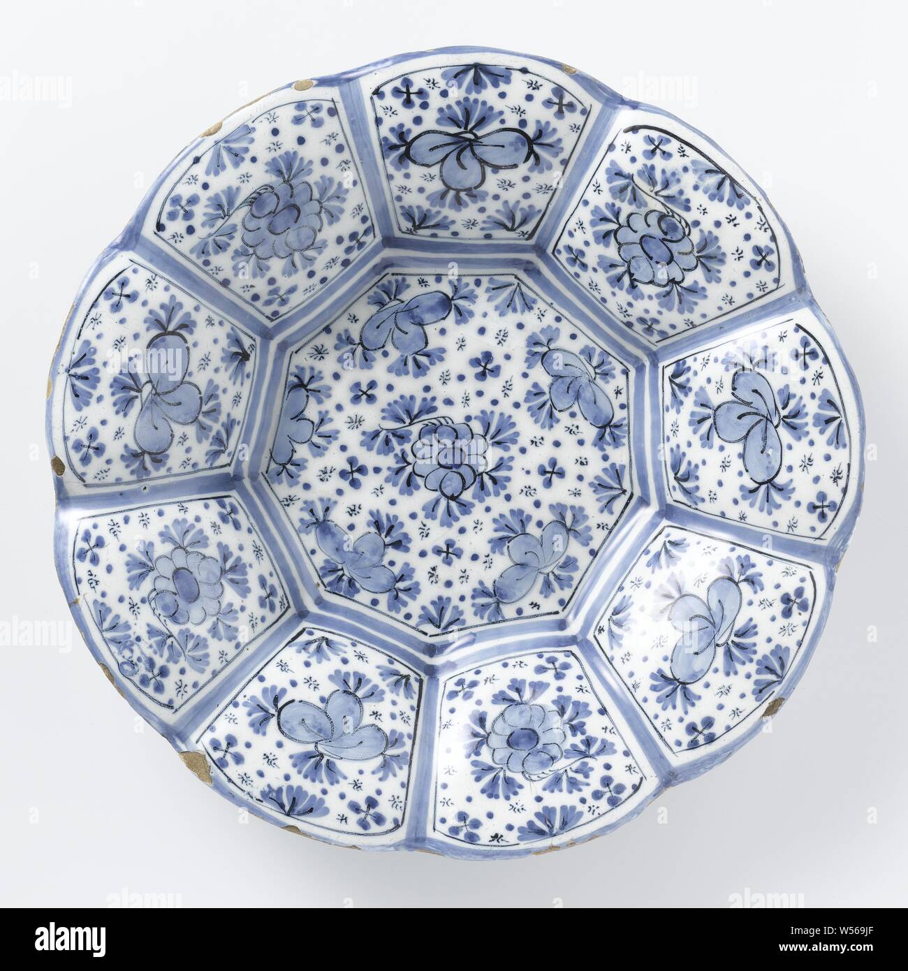 Nine lobed edge hi-res stock photography and images - Alamy