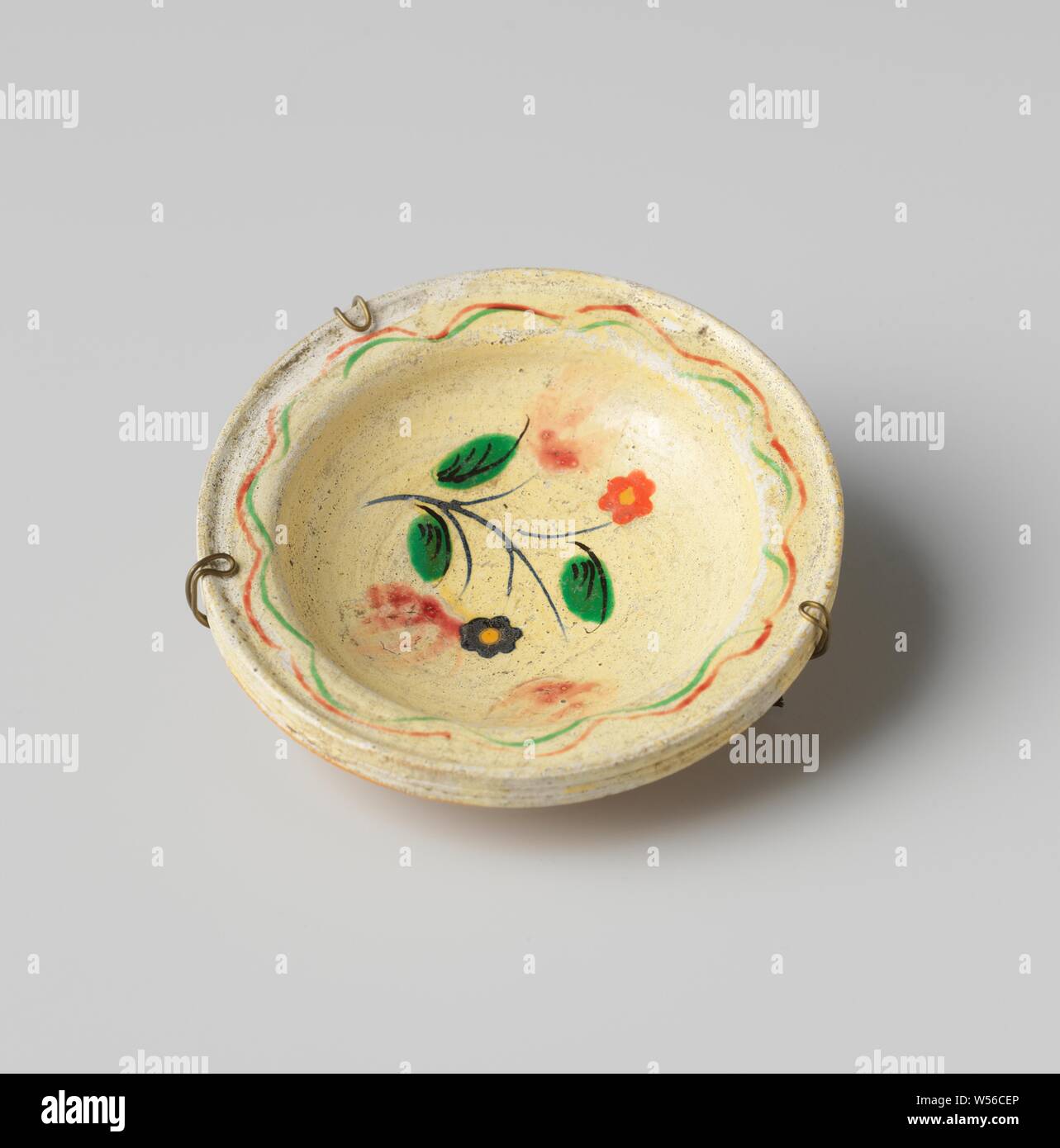 Hessian pottery hi-res stock photography and images - Alamy