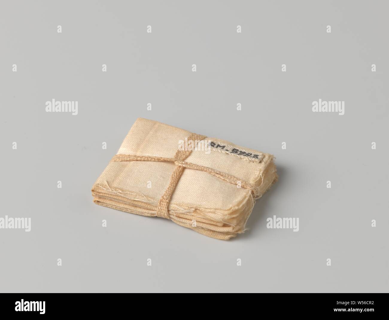 Cotton rags hi-res stock photography and images - Alamy