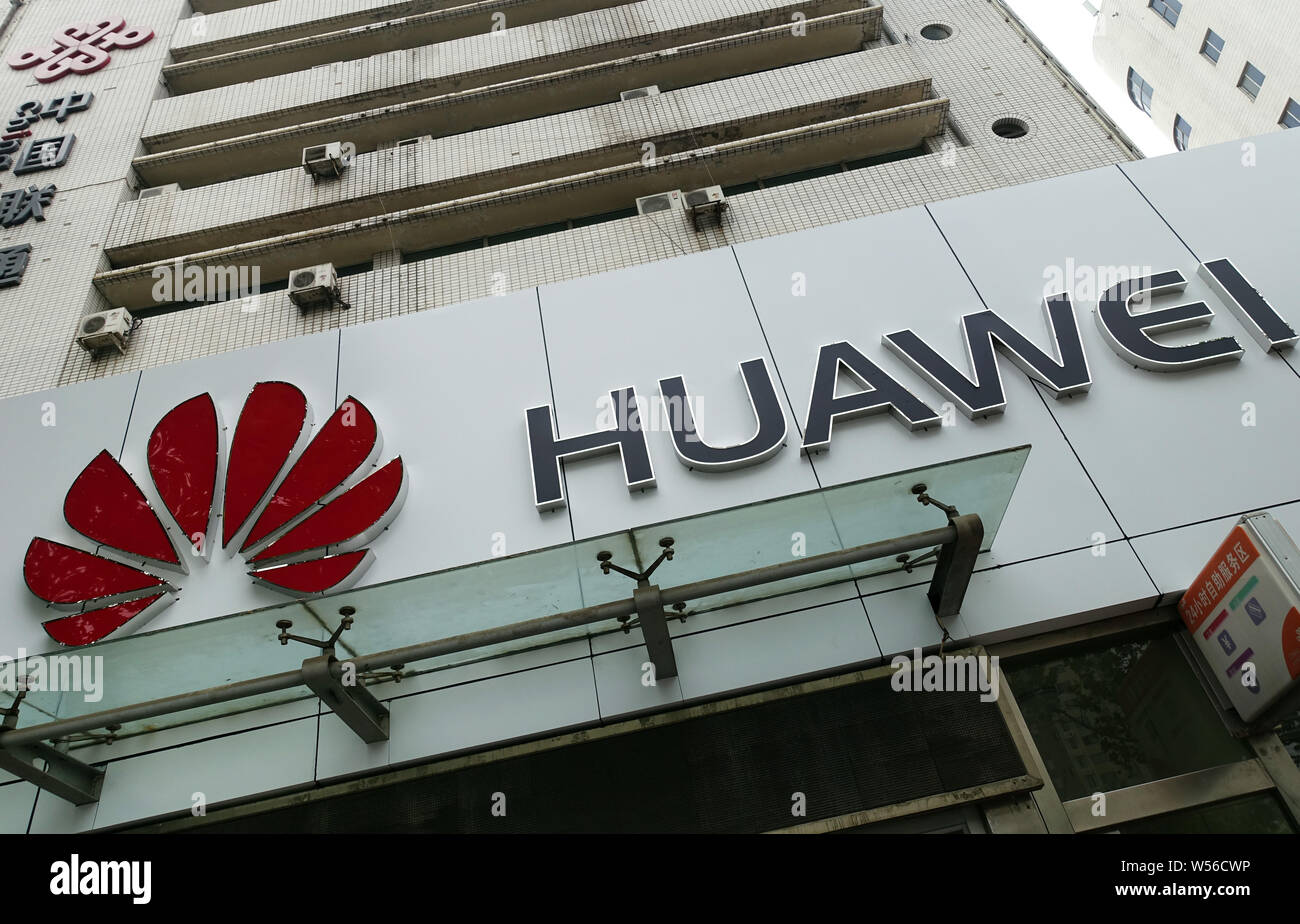 Huawei 5g base station hi-res stock photography and images - Alamy