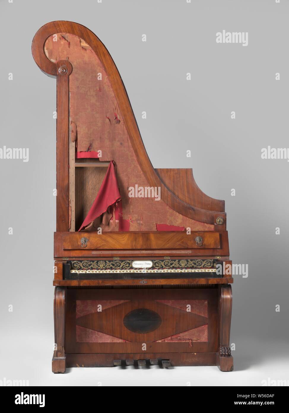 Giraffe piano, Gebroeders Müller, Amsterdam, c. 1820 - c. 1830, wood ...