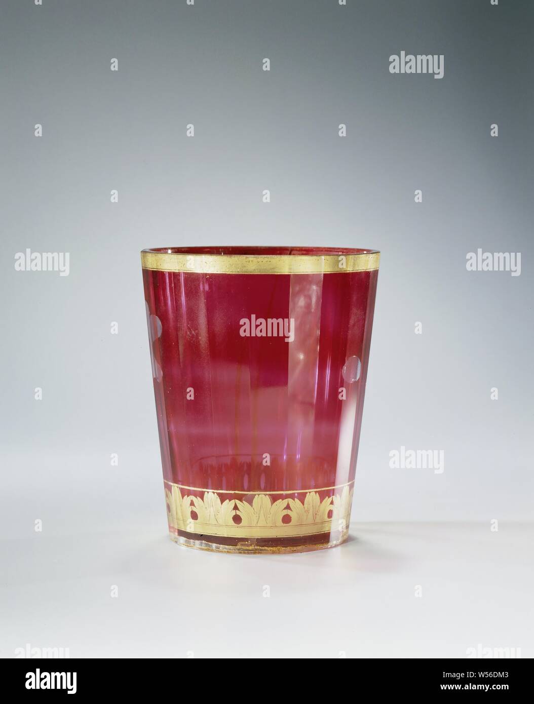 Lacquer red border hi-res stock photography and images - Alamy