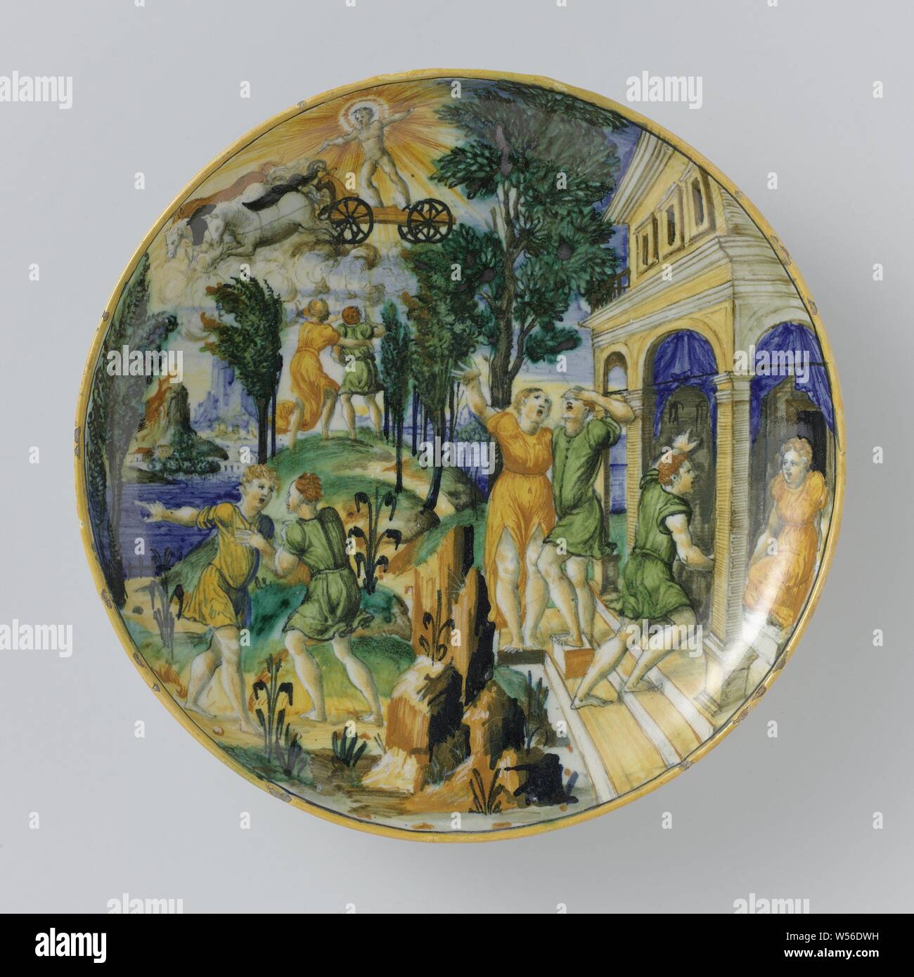 Epaphus dish hi-res stock photography and images - Alamy