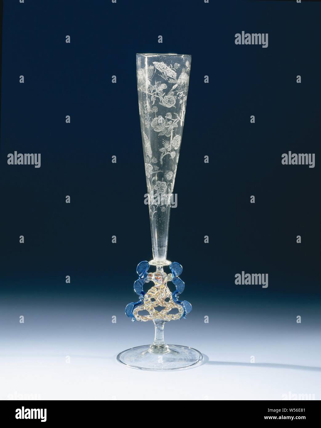 Red insects hi-res stock photography and images - Alamy