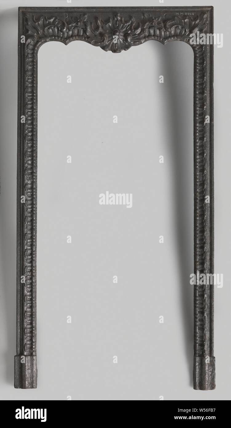 Hearth casing hi-res stock photography and images - Alamy