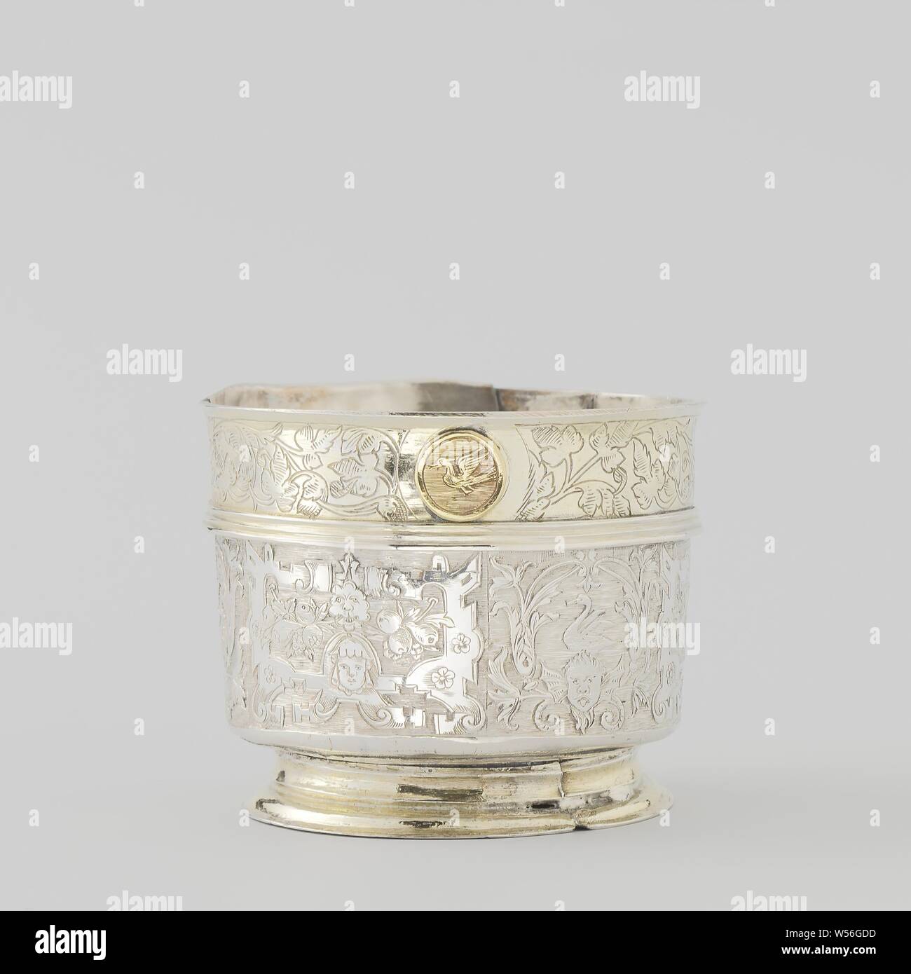 Cylindrical black and white partially gilt crucible hi-res stock ...