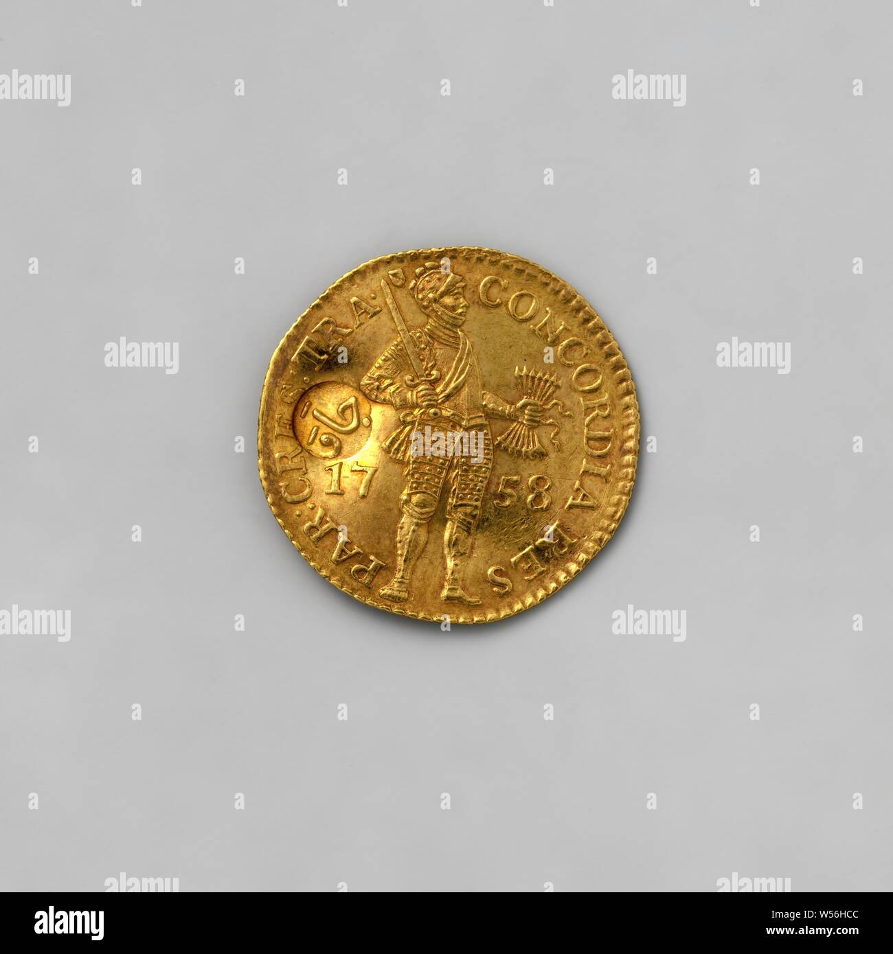 2 3 golden square hi-res stock photography and images - Alamy