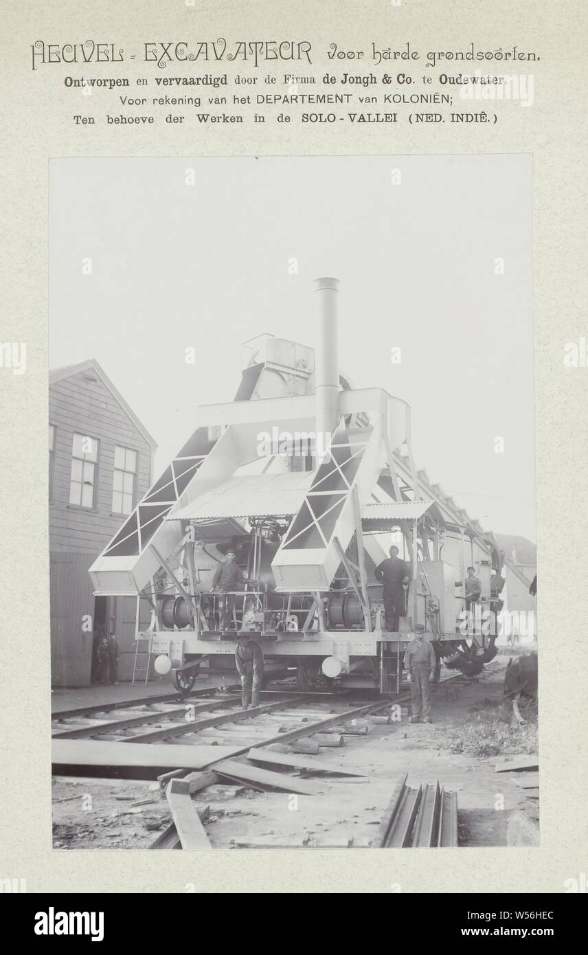 Dredger machine hi-res stock photography and images - Alamy