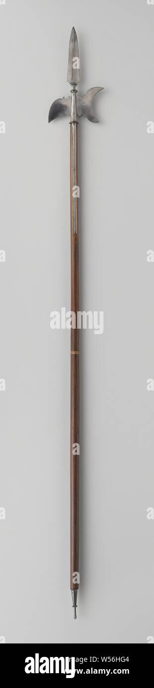 Partly serrated edge hi-res stock photography and images - Alamy