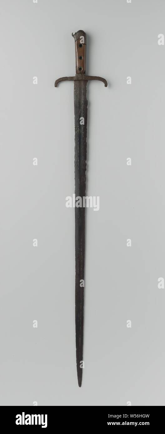 Three blade broad head hi-res stock photography and images - Alamy