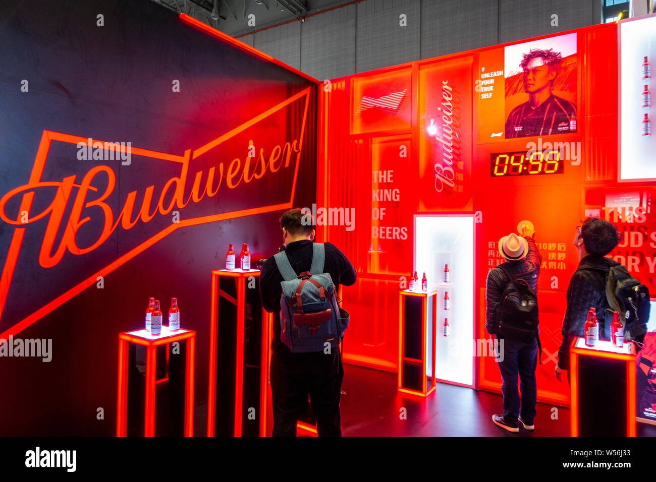Budweiser stand hi-res stock photography and images - Alamy