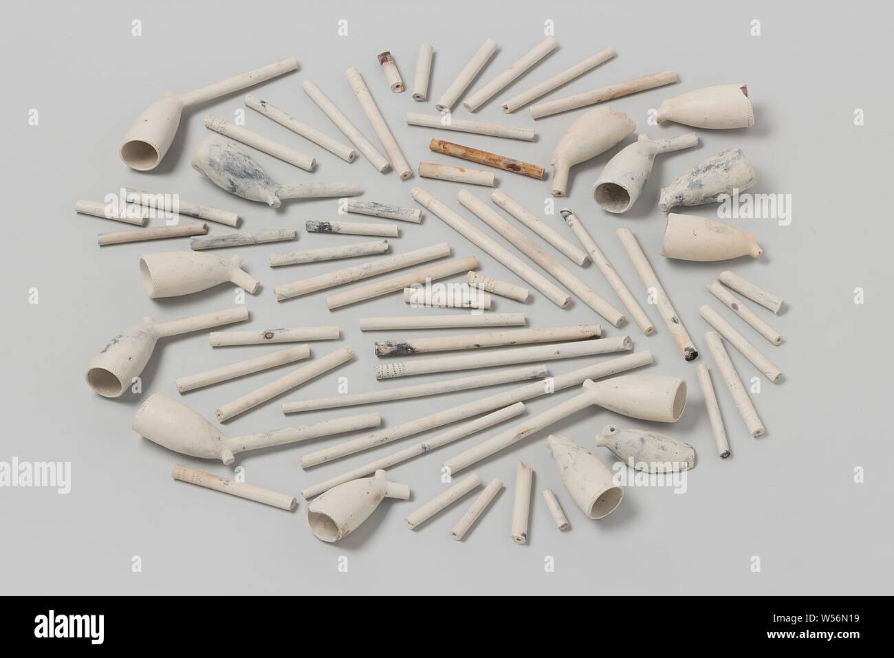 48 pipe stem hi-res stock photography and images - Alamy