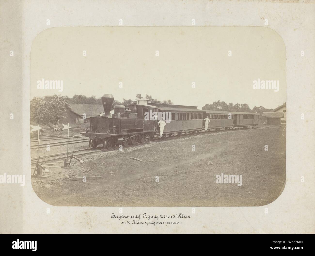 Class 320 locomotive hi-res stock photography and images - Alamy