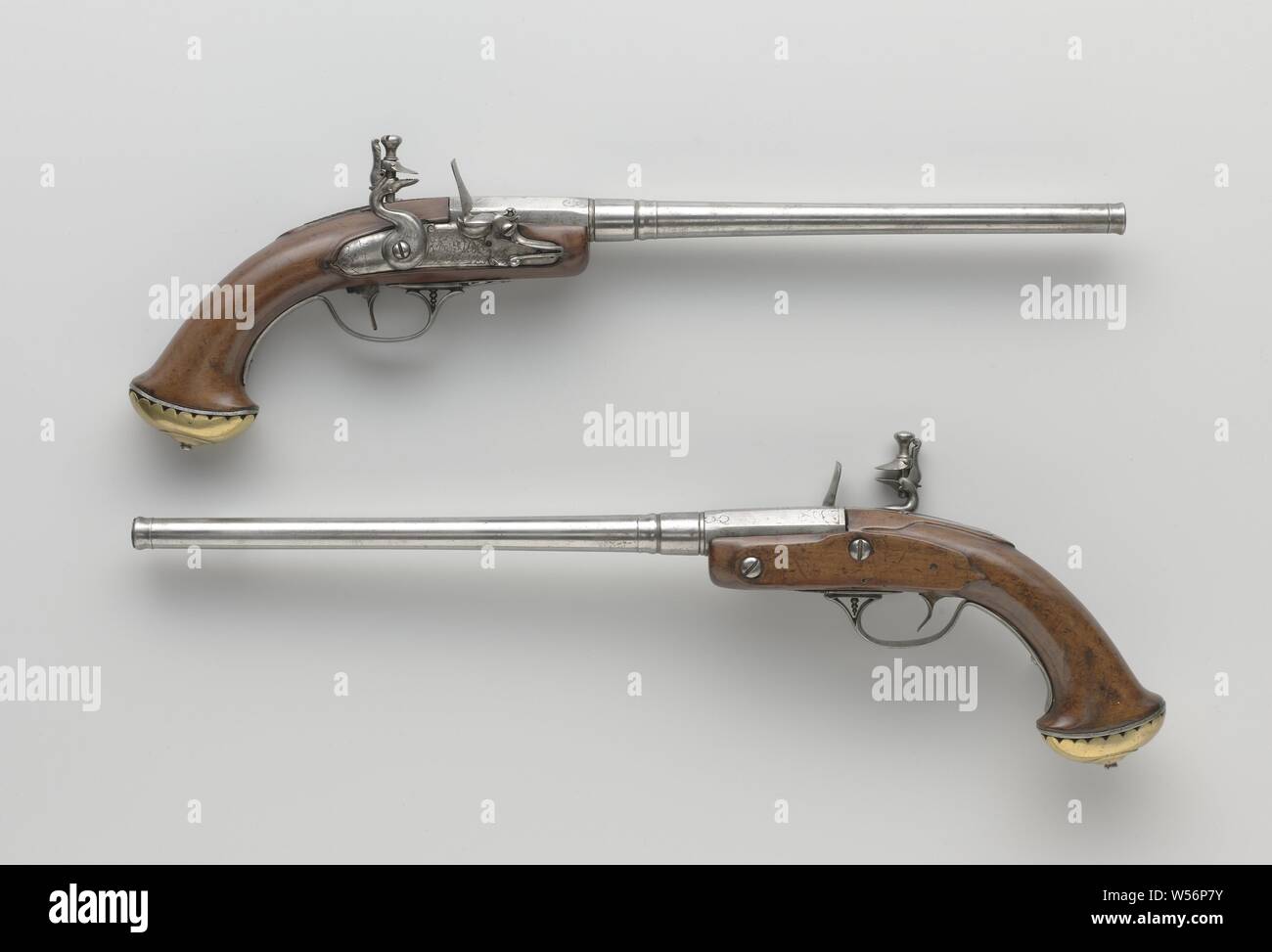 Back-loading flint gun, Flint gun or cavalry gun, part of a couple. The ...