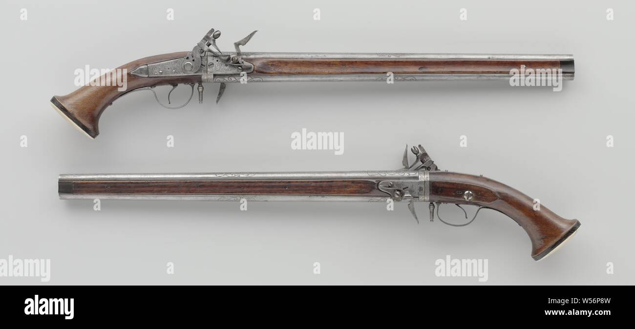 Double-barreled flint running gun, Flint gun with rotating barrels ...