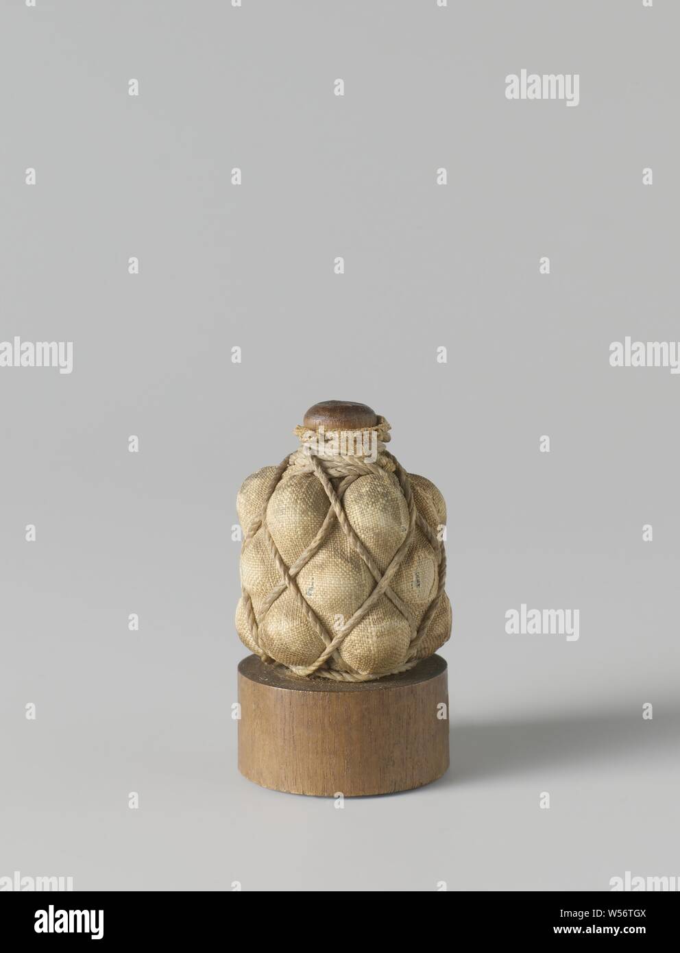 Bullet bundle model hi-res stock photography and images - Alamy